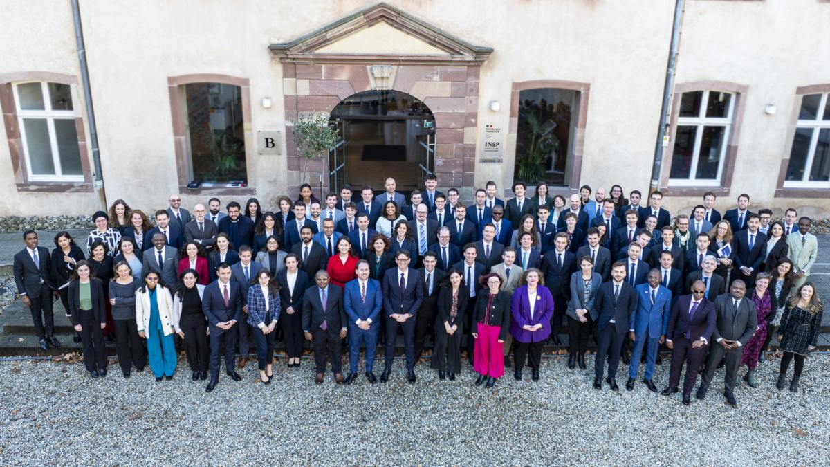 Rentrée des élèves de la promotion 2025-2027 A en formation initiale | Institut national du ...